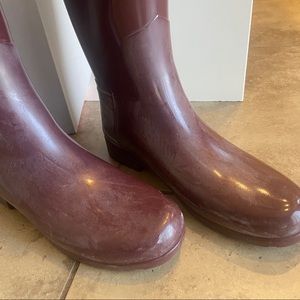 Hunter | Shoes | Tall Hunter Burgundy Glossy Rain Boots Sz | Poshmark